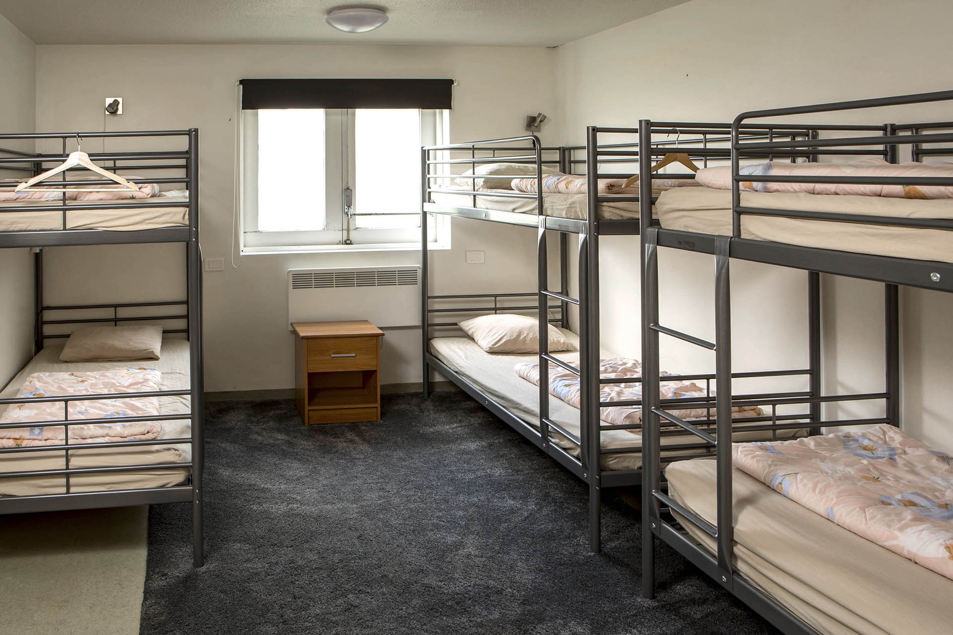 Höfn - HI Hostel in South East Iceland for solo travelers and groups ...